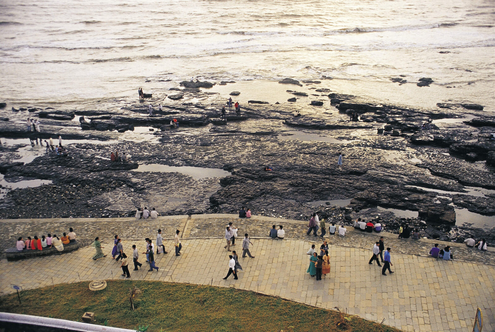 To build sustainable cities, keep nature and people at centre of urban ...