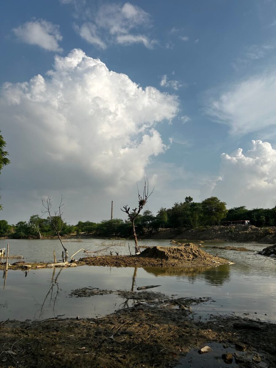 Delhi’s heatwave, floods, and G20 beautification force urban poor to ...