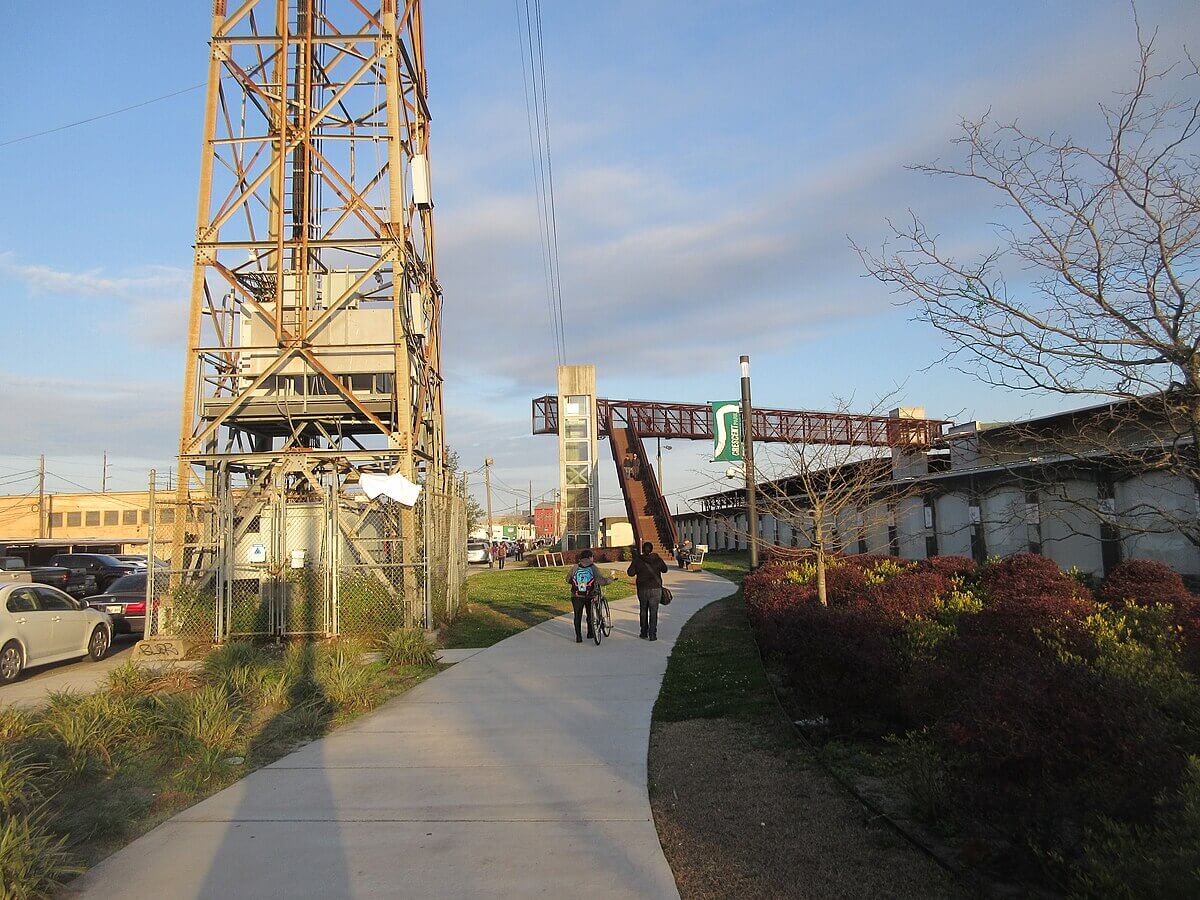 Linear parks: Adding value to urban landscape - Question of Cities